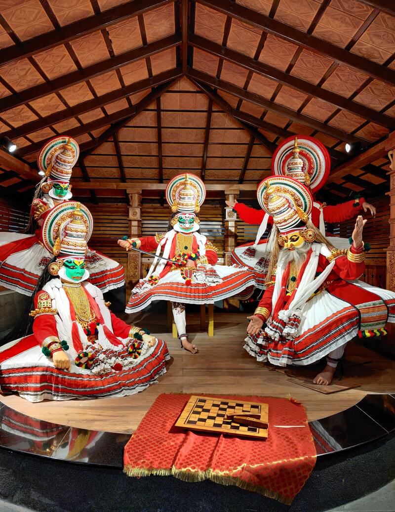 13 Most Famous Art & Dance Forms in Kerala